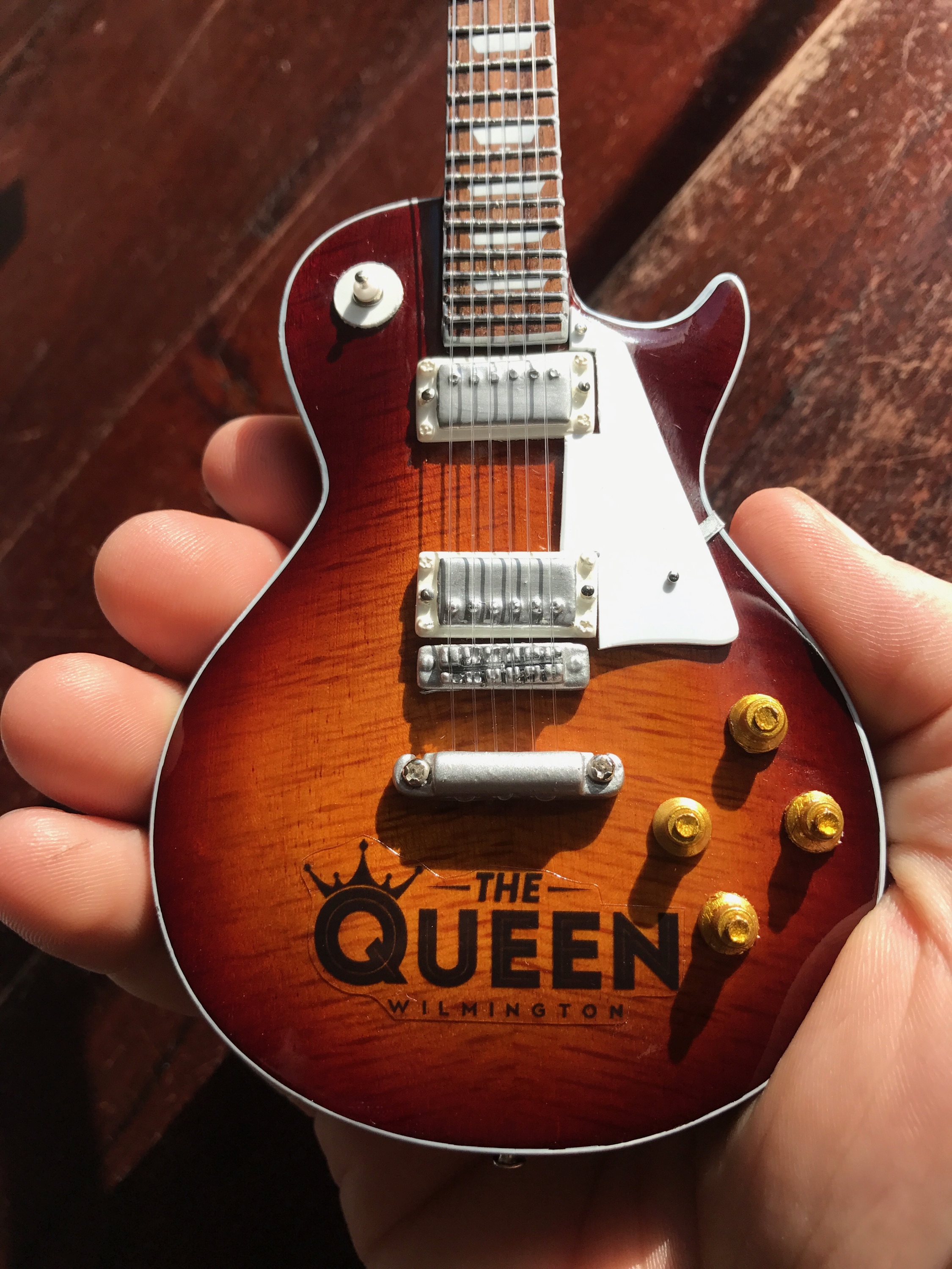 PROMO MINI GUITARS with 3M VINYL ADHESIVE – AXE HEAVEN Miniature Guitars