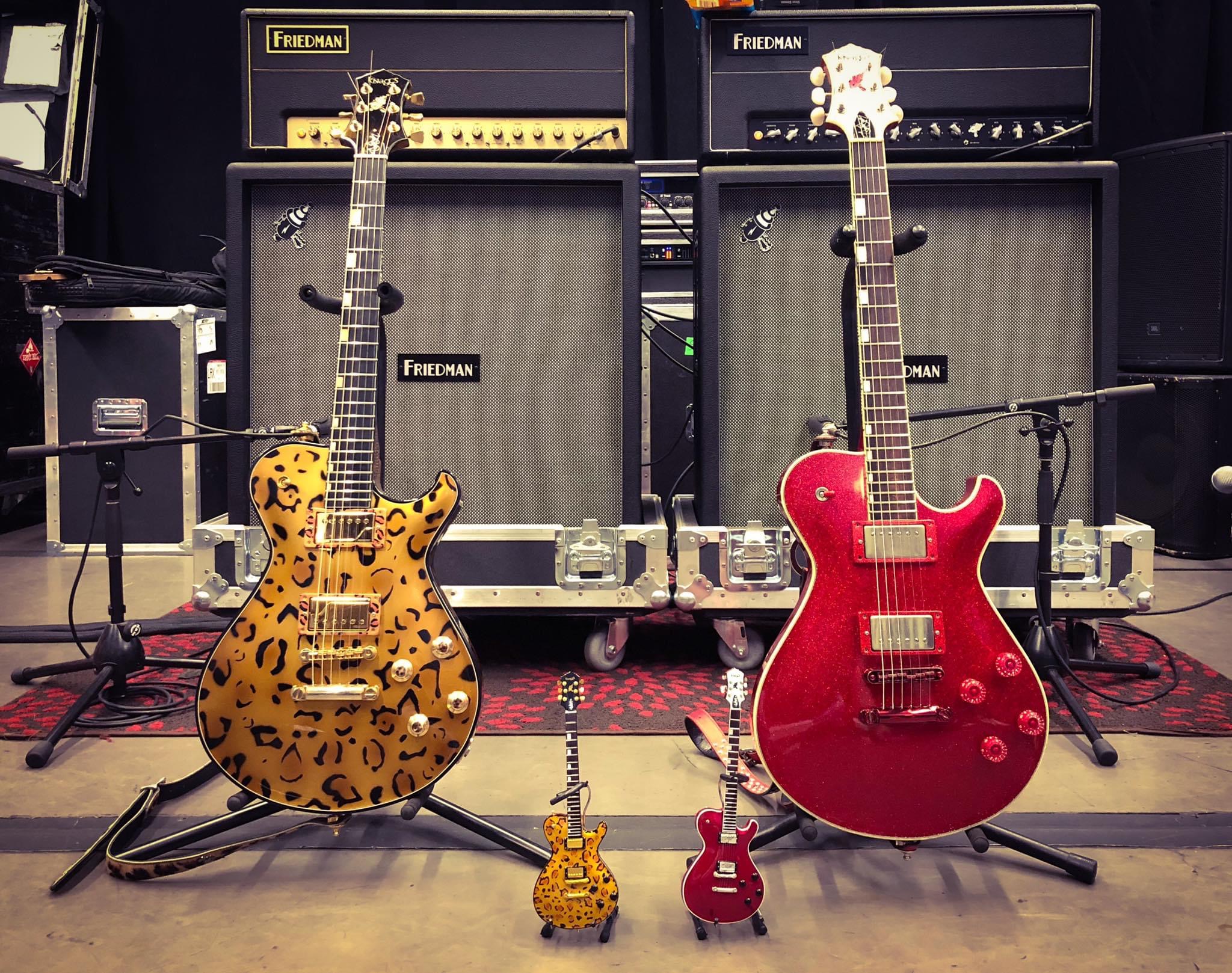 AXE HEAVEN® Exclusive Artist: Steve Stevens – AXE HEAVEN Miniature Guitars