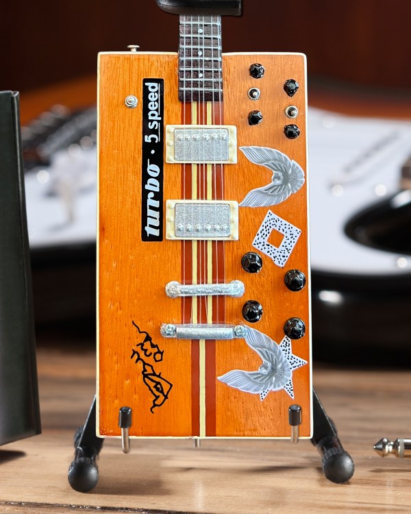 You Can’t Beat Bo Diddley Mini Guitars by AXE HEAVEN® – AXE HEAVEN ...